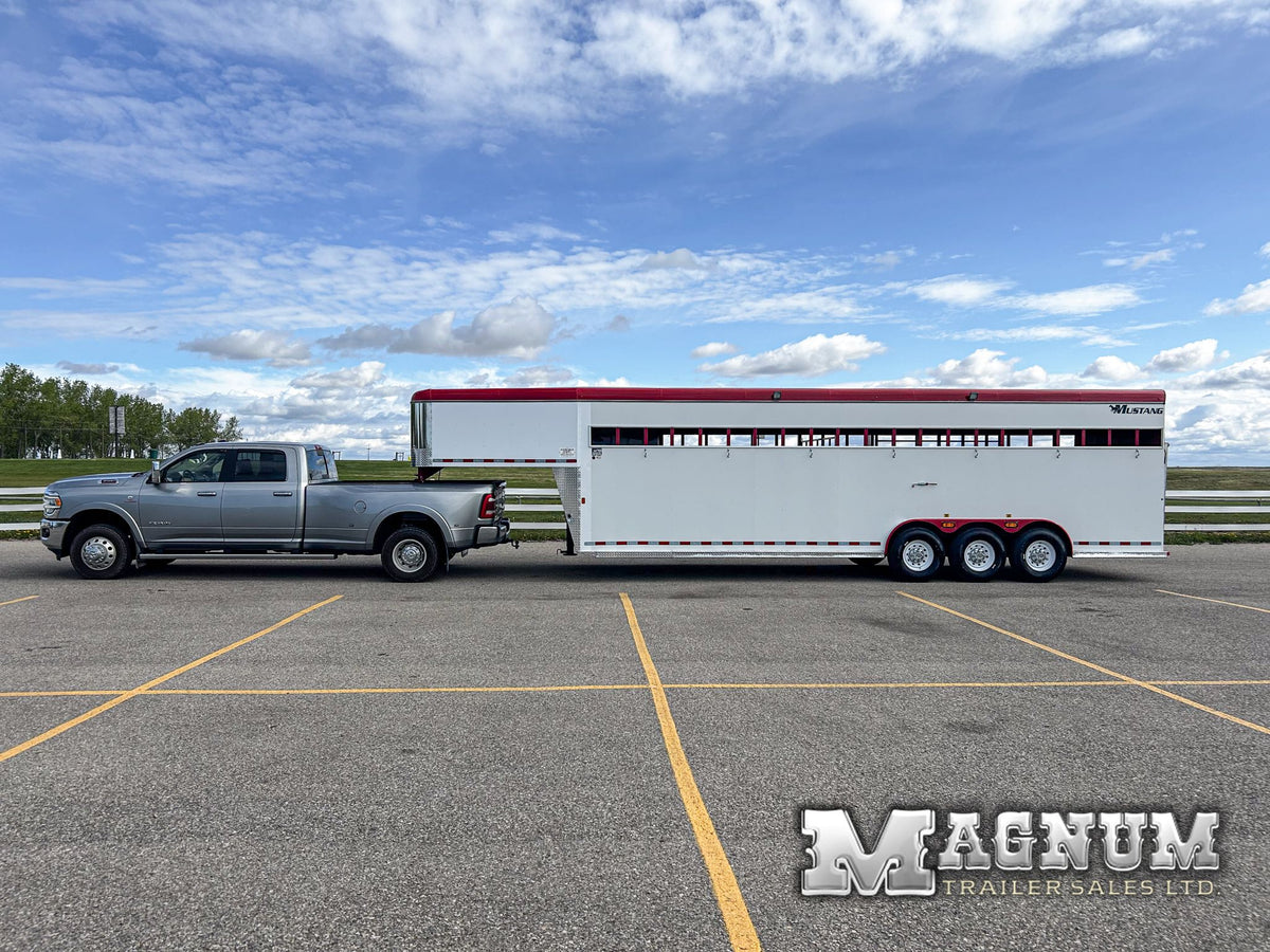 Mustang 8' x 28' Gooseneck Stock Combo Trailer *Can be Ordered ...