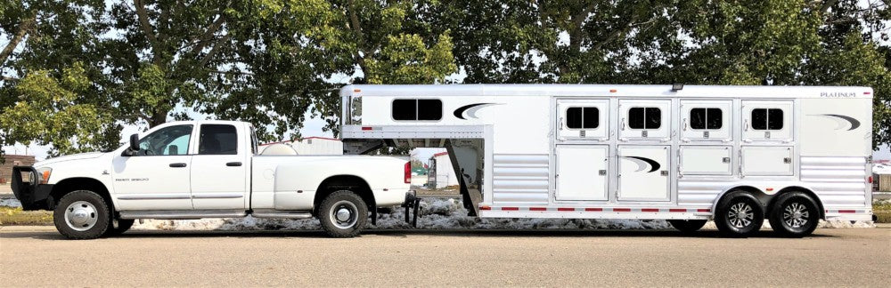 Platinum Coach 8′ x 21′ 4 Horse Trailer Gooseneck *Can Be Ordered ...